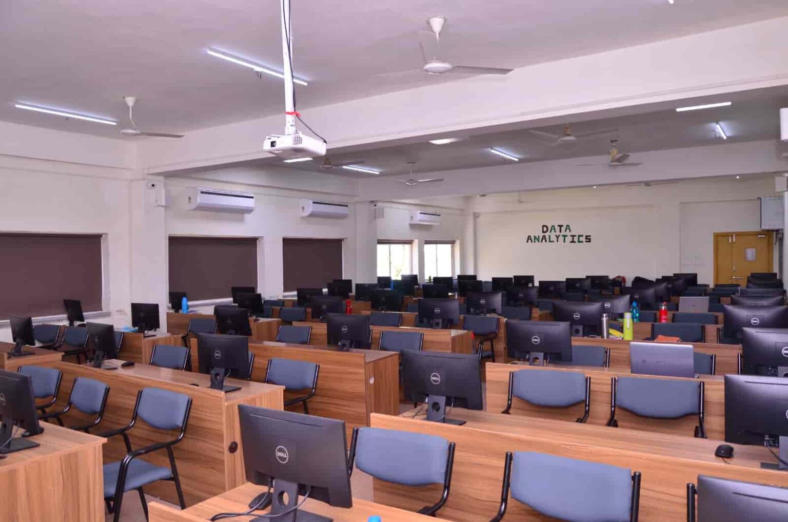 Information Technology – Acropolis Institute of Technology & Research ...